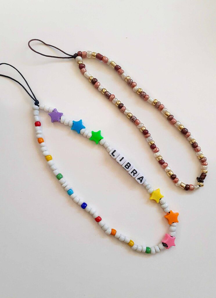 How to Make Beaded Phone Chain - Beaded Design