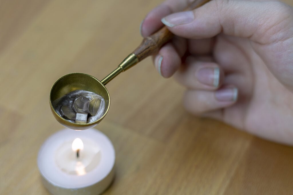 How Many Wax Beads to Use for a Seal - Beaded Design